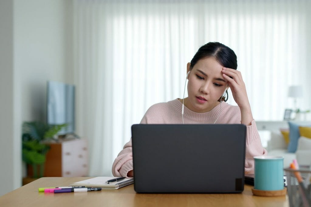 Underperforming Employee in Your Remote Team | Rocket Station